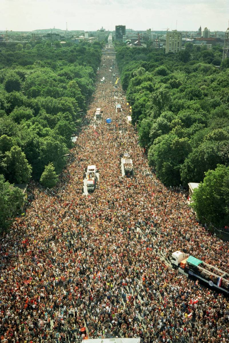 Temporary Exhibition: 30 Jahre Loveparade - Dr. Motte Official